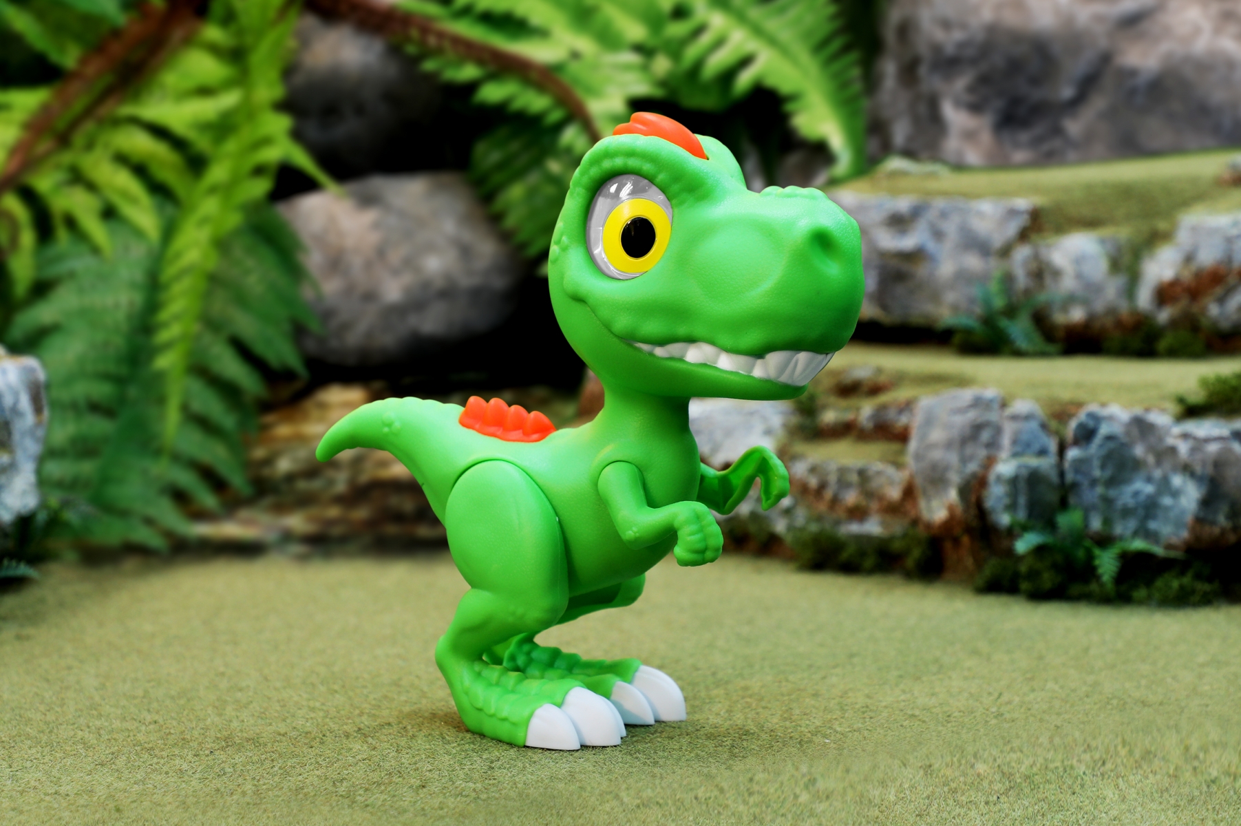 DINOS UNLEASHED kalbantis dinozauras T-Rex, 31194 | Herojai